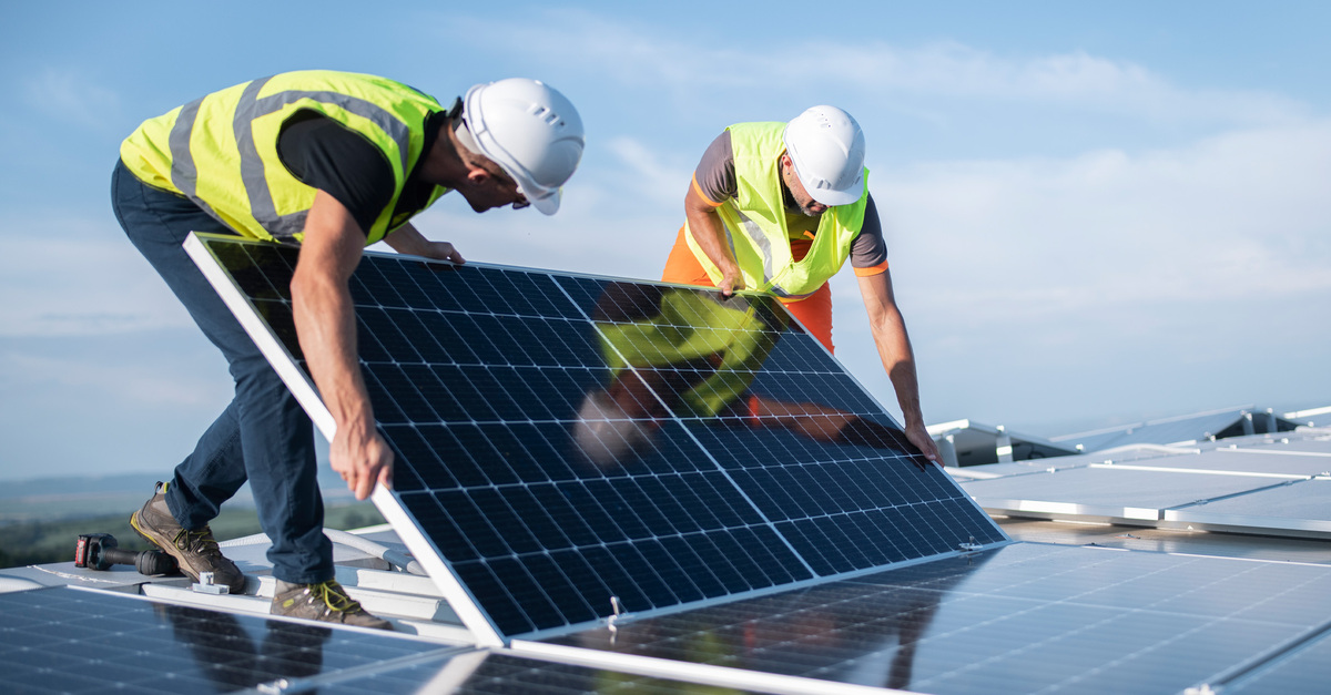 How New Tariffs Could Reshape U.S. Utility-Scale | FTI