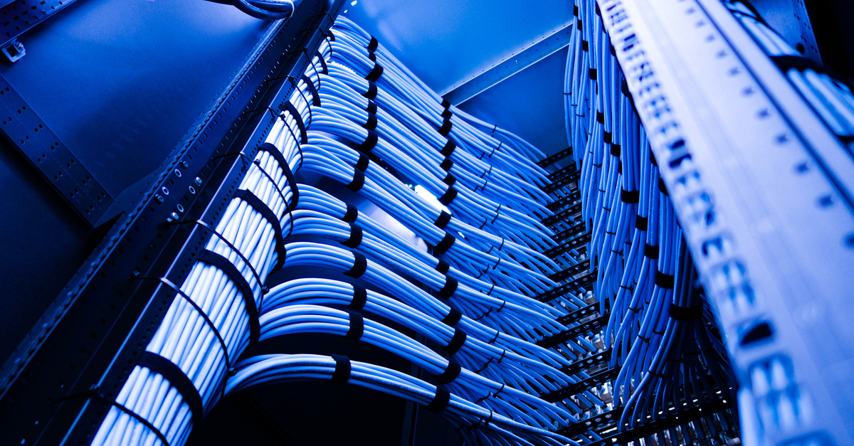 GPU-as-a-Service: AI Demand Reshapes Data Centers | FTI