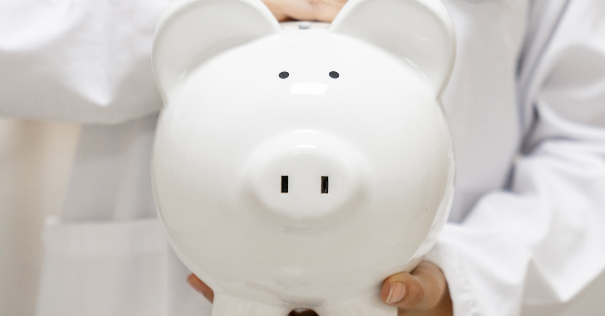 Resolving Financial Legal Issues Distressed Healthcare | FTI